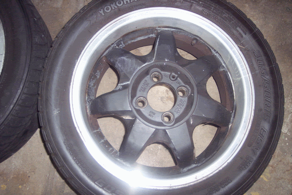 15x7 Momo Quasar look-a-likes | VW Vortex - Volkswagen Forum