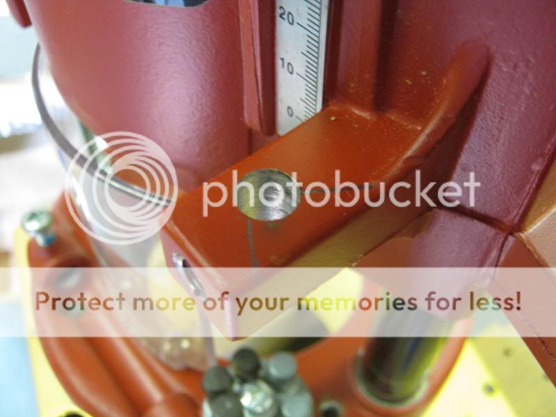 Adding a DRO to my Router Lift | UKworkshop.co.uk